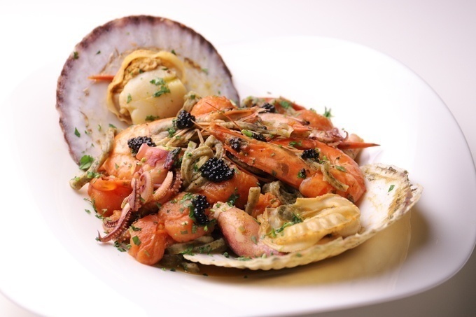 本日17時にグランドオープン！今最も熱いシェア型レストラン『re:Dine GINZA』が銀座の街へ現れる！ | favy[ファビー]